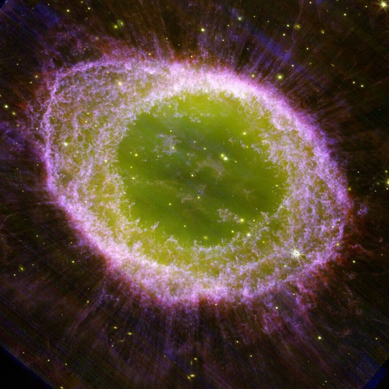 Ring Nebula in unprecedented detail – After the truth-shower